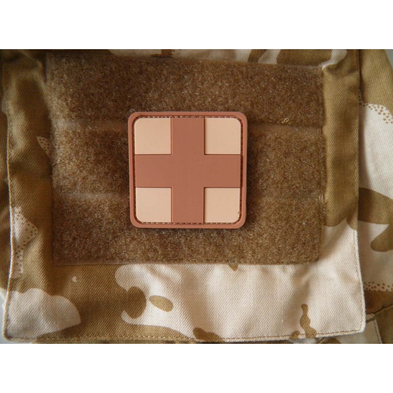 Finden Sie bei uns im Army Shop das 3D Rubber Patch Medic desert ...